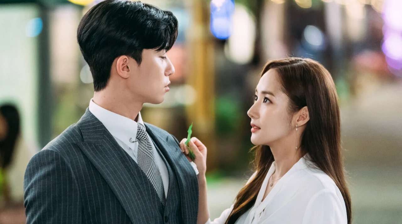 What's Wrong With Secretary Kim? Full Review & Insights